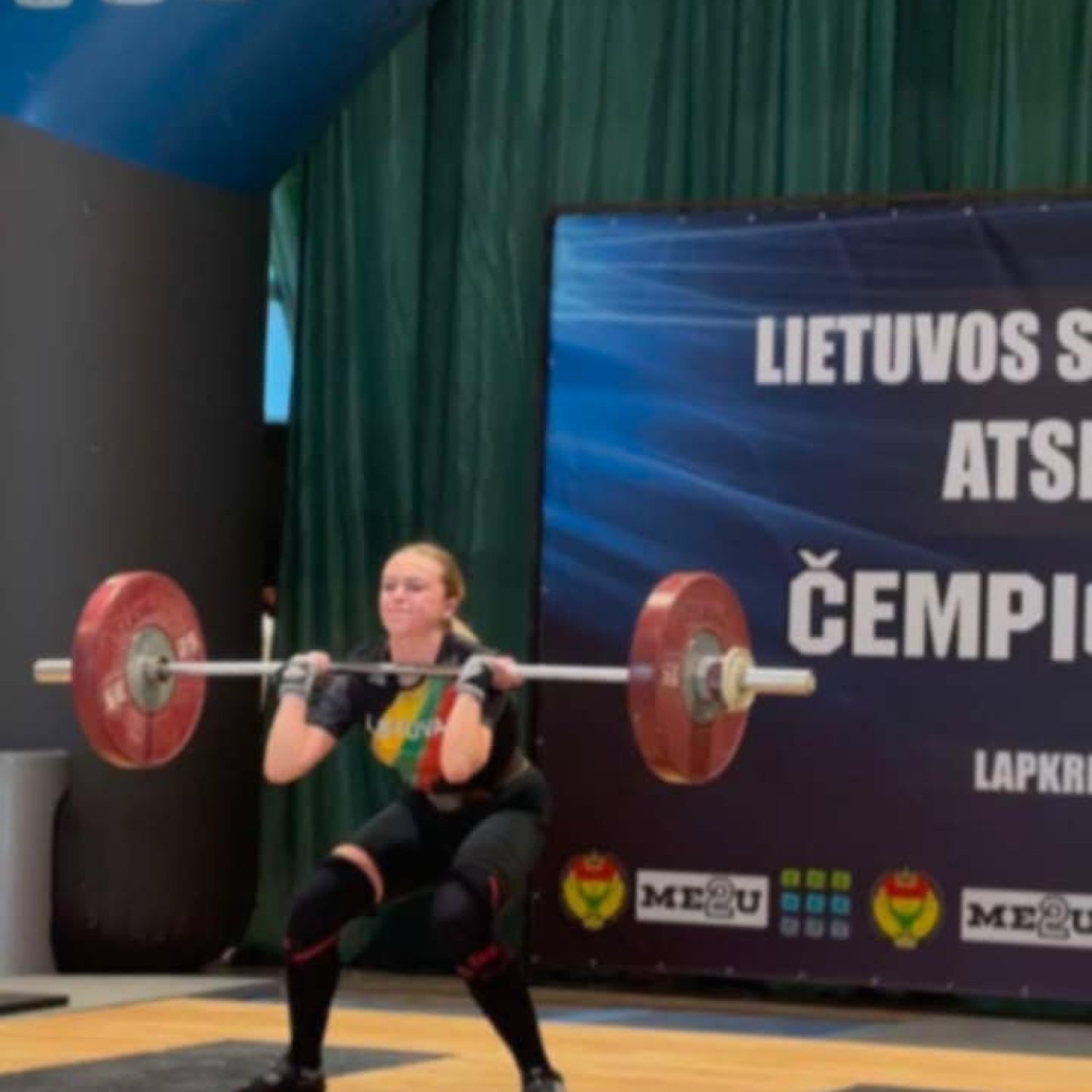 Rokiskiosirena.lt - Merginų savaitgalis Anykščiuose su štangomis