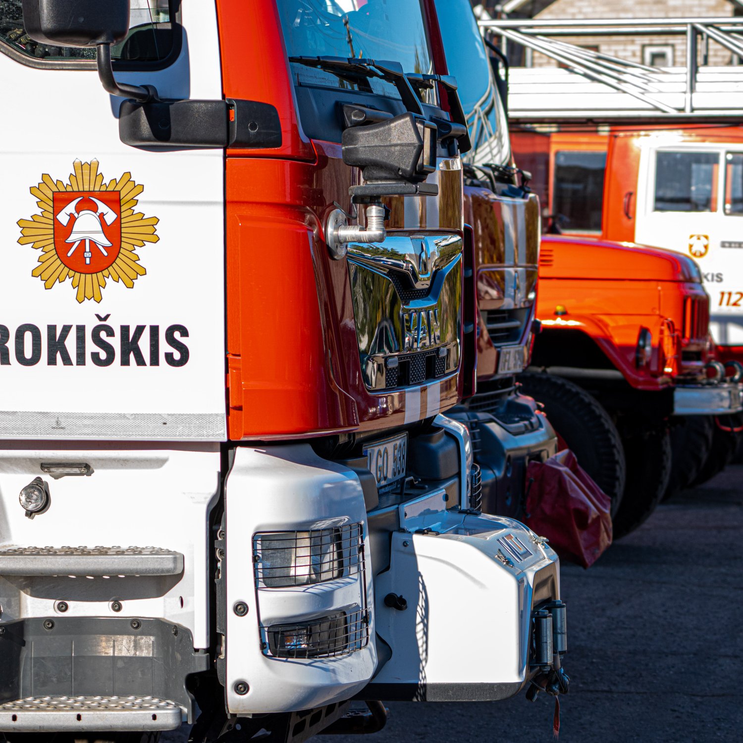 Rokiskiosirena.lt - Sudegė visureigis