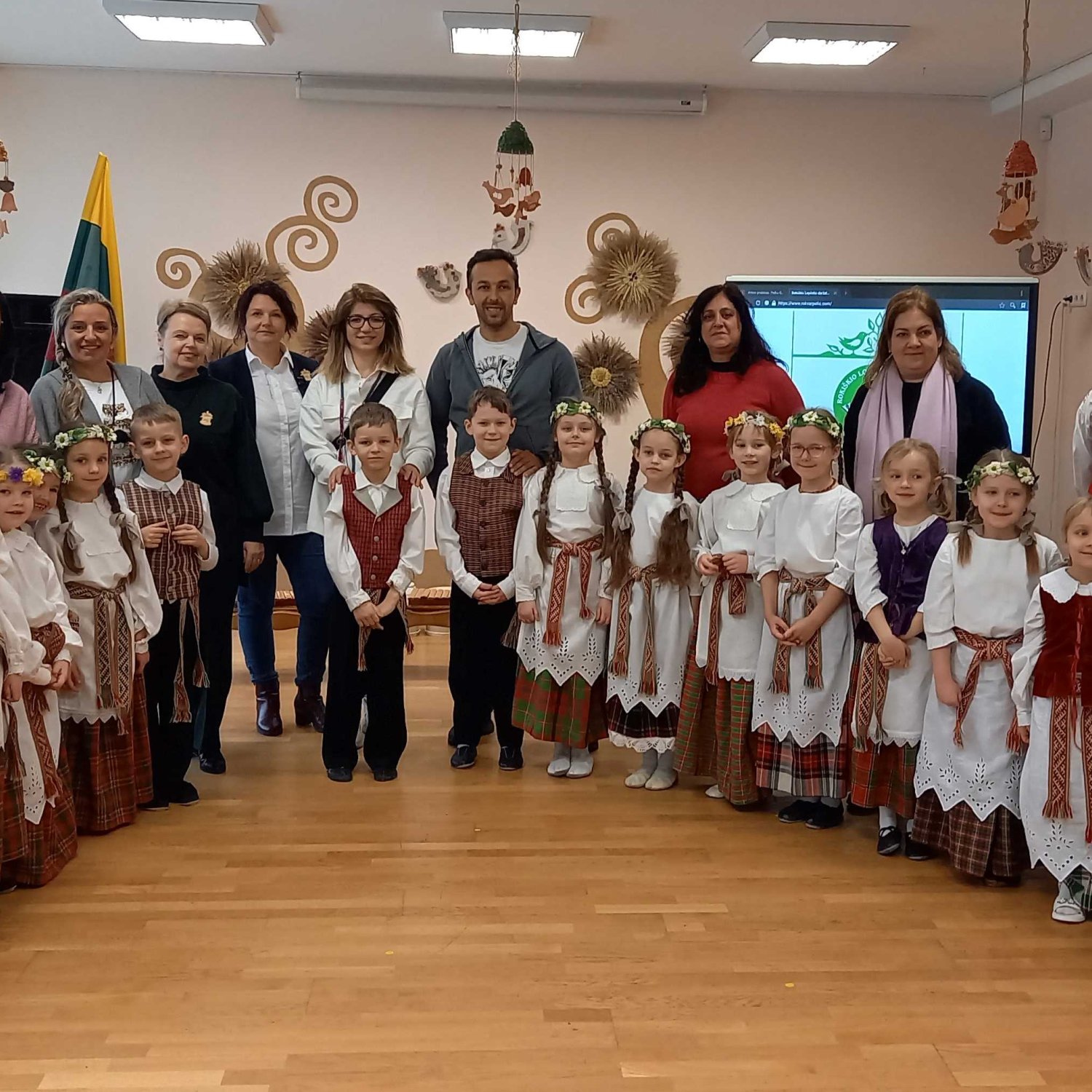 Rokiskiosirena.lt - Rokiškio lopšelio-darželio „Varpelis“ kolektyvas ...